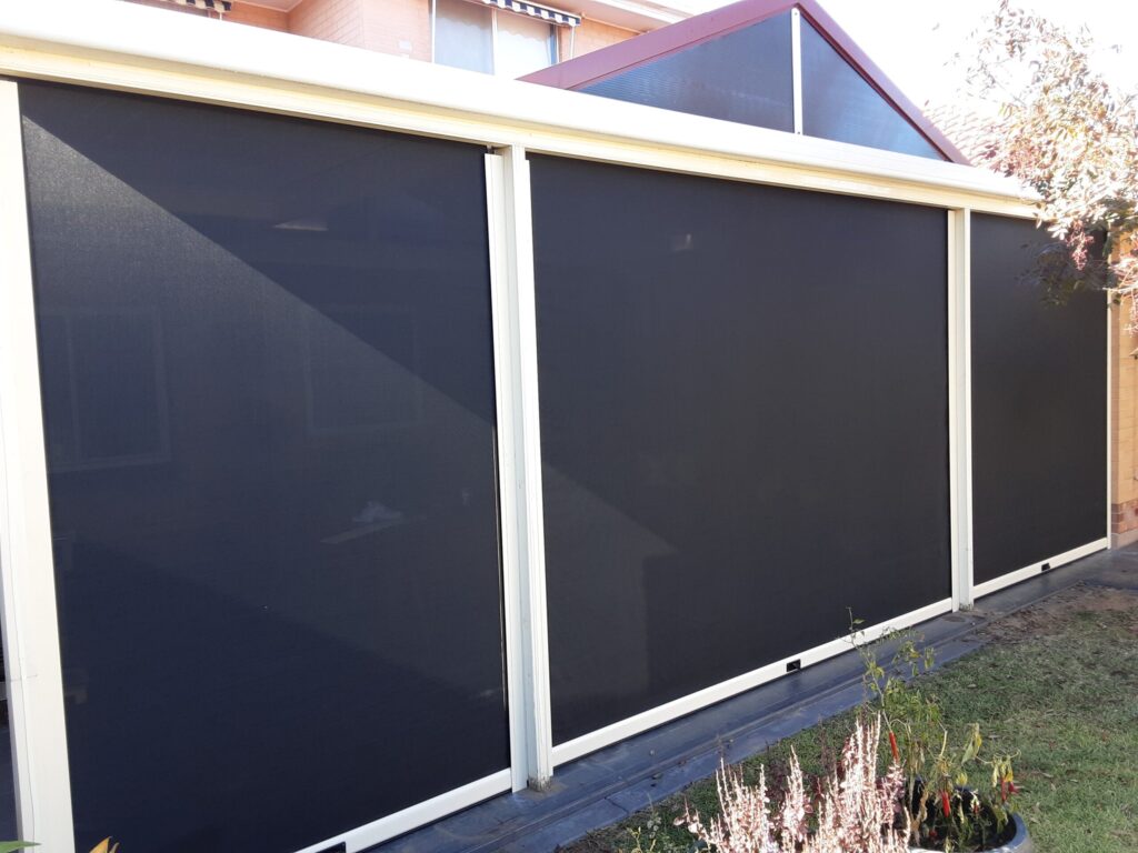 Smart Straight Drop Outdoor Blinds For Privacy| The Smart Blinds Co